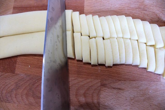 Strangozzi: la ricetta del piatto tipico della cucina umbra