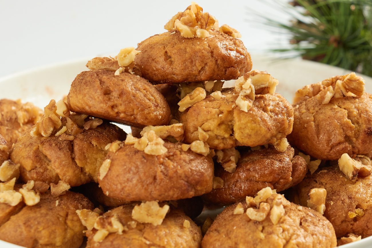 Greek Honey Cookies: a traditional and tasty Greek treat